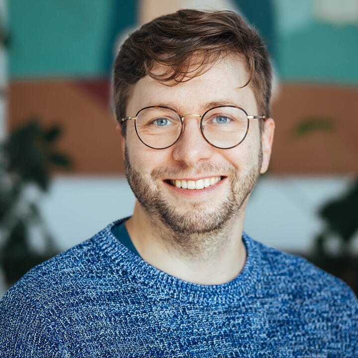 Julian Wolf | dwarfs and Giants